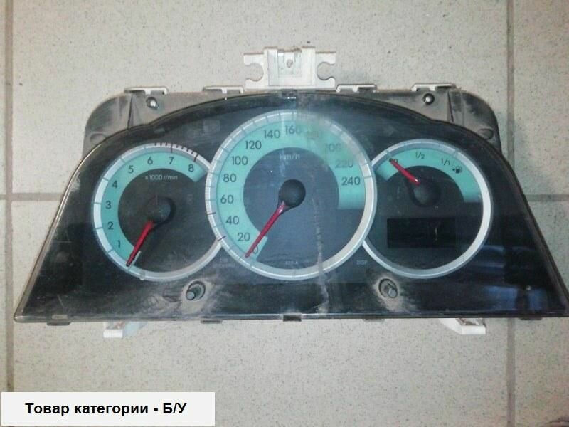 Щиток приборов Toyota Corolla Verso 2006 - Б/У