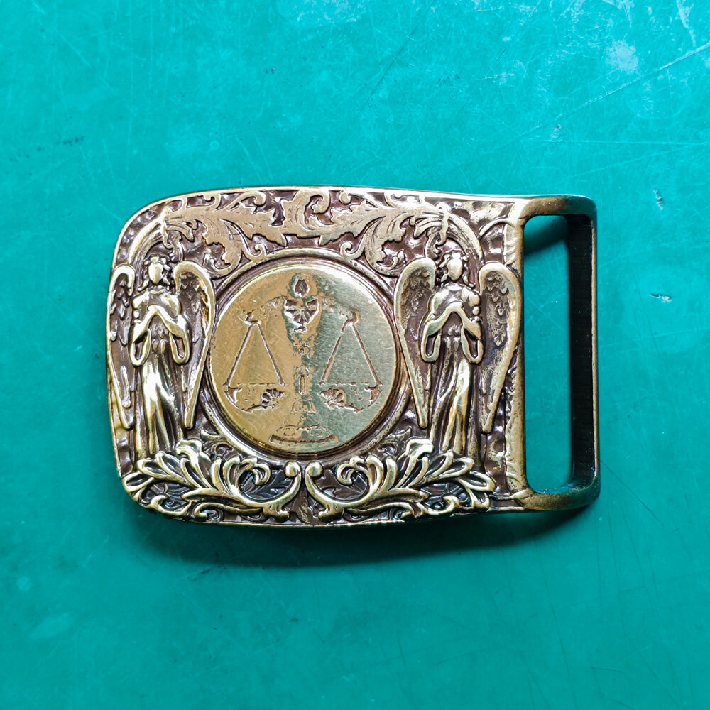Пряжка латунь 40 мм / Пряжка для ремня с ангел весы бляха армейская ссср латунь