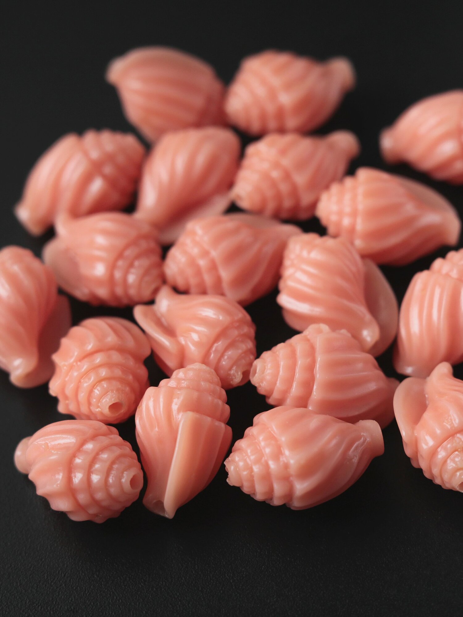 Бусины из коралла 8 шт, ракушки, 17.5x12.5x11 мм, цвет лососевый