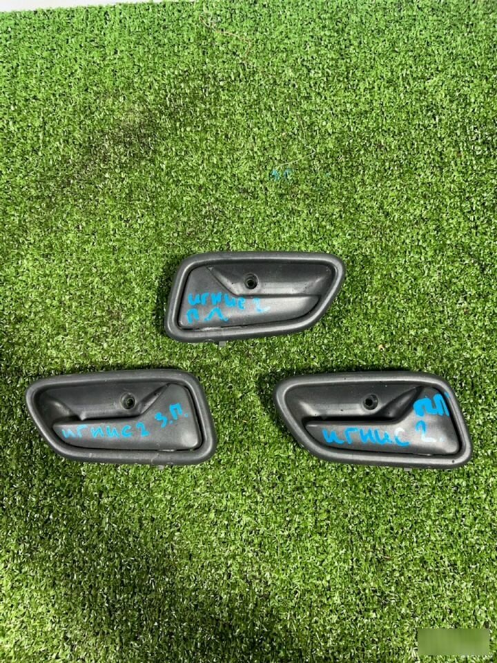 Ручка двери внутренняя Suzuki Ignis 2 2003-2008