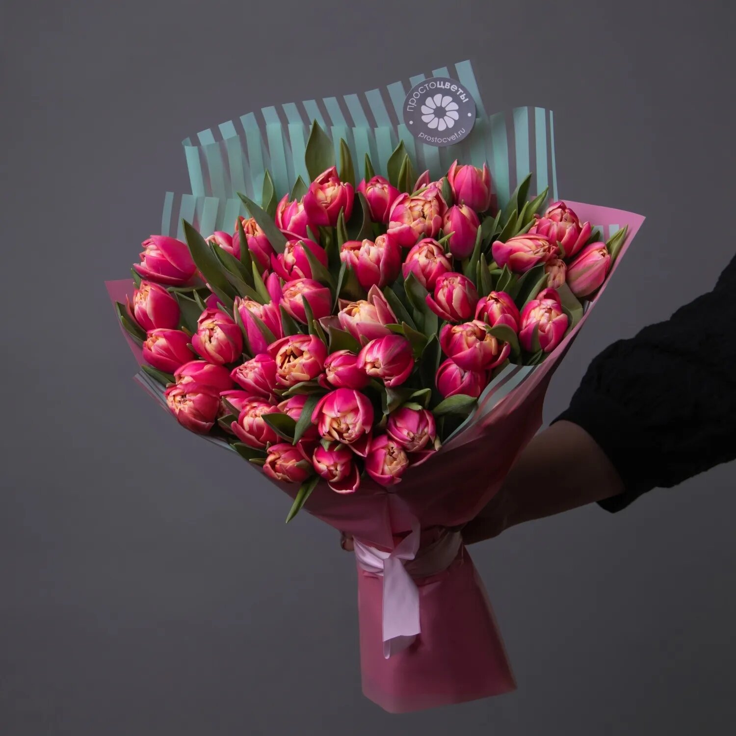 Букет Тюльпан пионовидный "Ду Колумбус", розовый 15 шт Высота 40 см в коробке и аквабоксе от "Простоцветы"