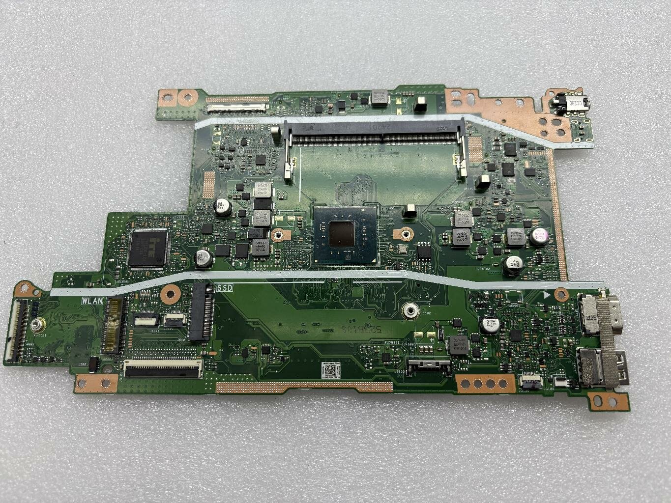 Материнская плата ASUS X515MA донор Celeron N4020 (039912)