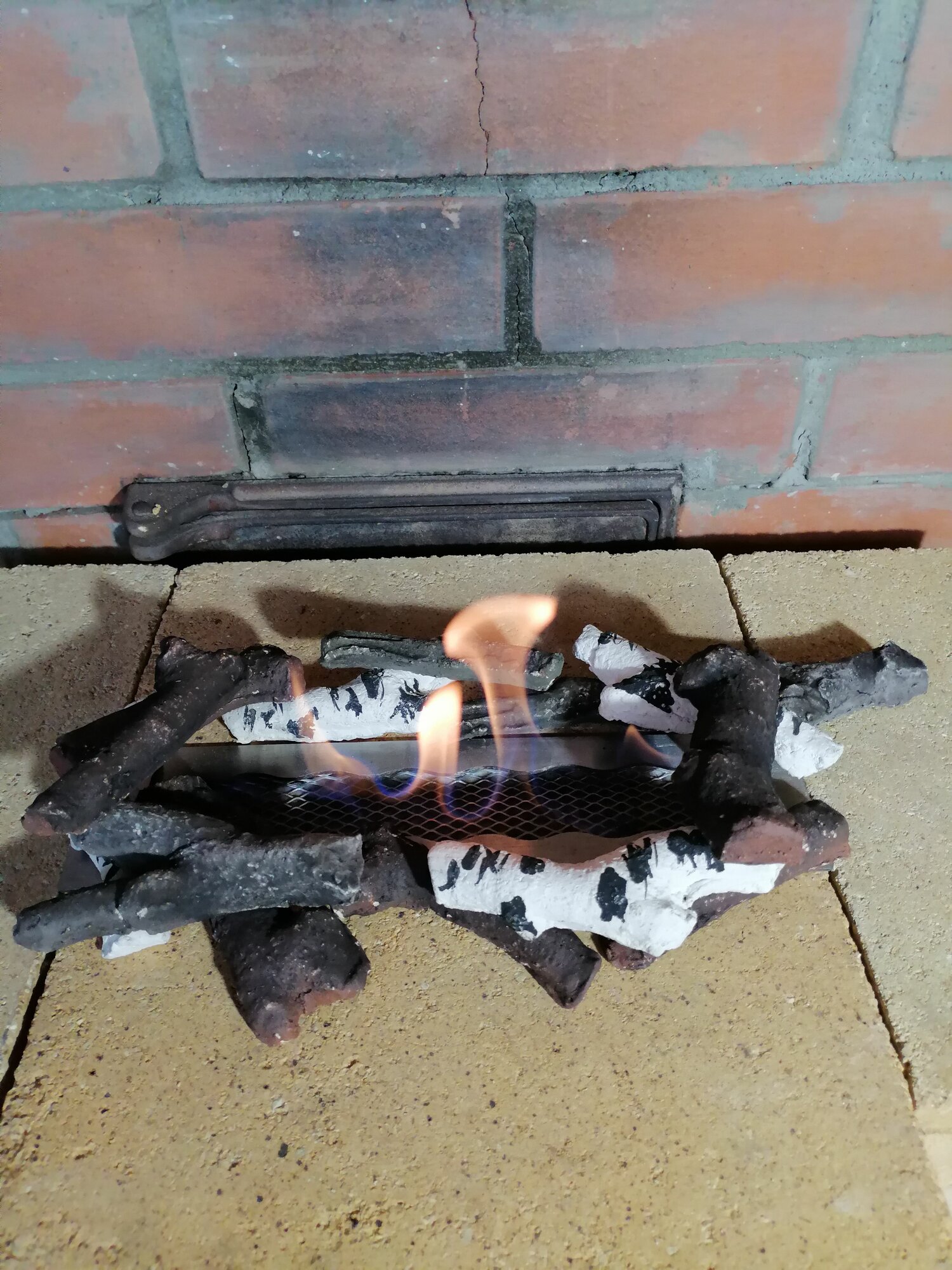 Дрова для биокамина, хворост смешанный лес, 14 шт, 9-10см