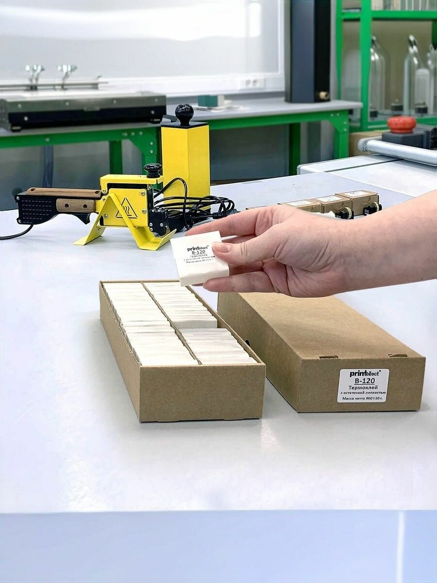 Термоклей-расплав B120 (уп. 960 гр.), для клеевого пистолета Printellect RTG-120