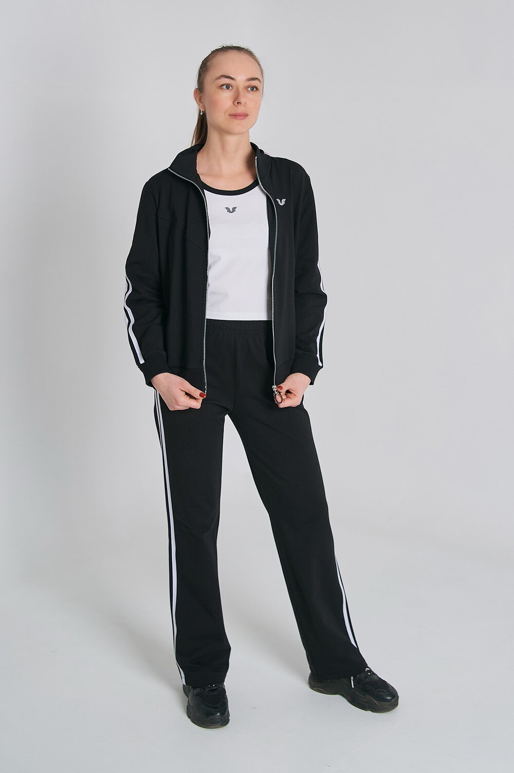 Костюм спортивный