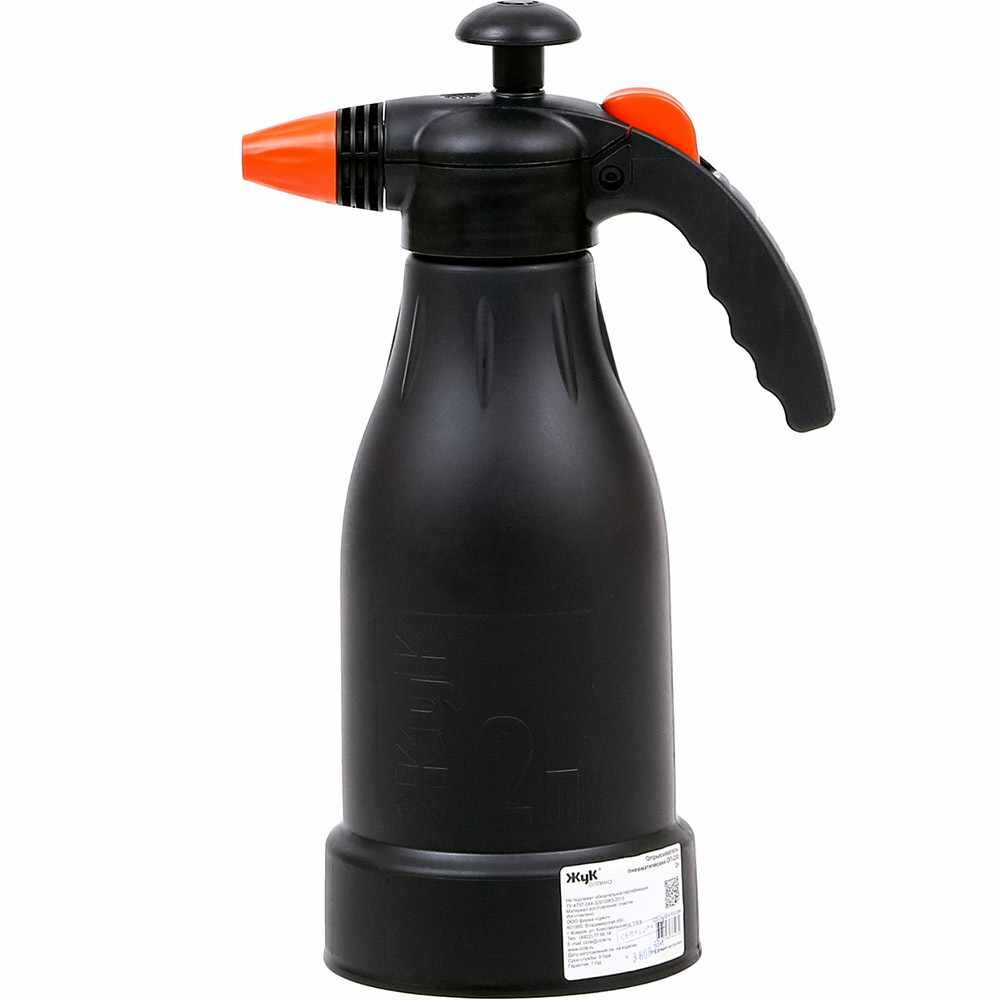 Опрыскиватель Жук "Оптима" ОП-230, помповый, пластик, 2 л, черный