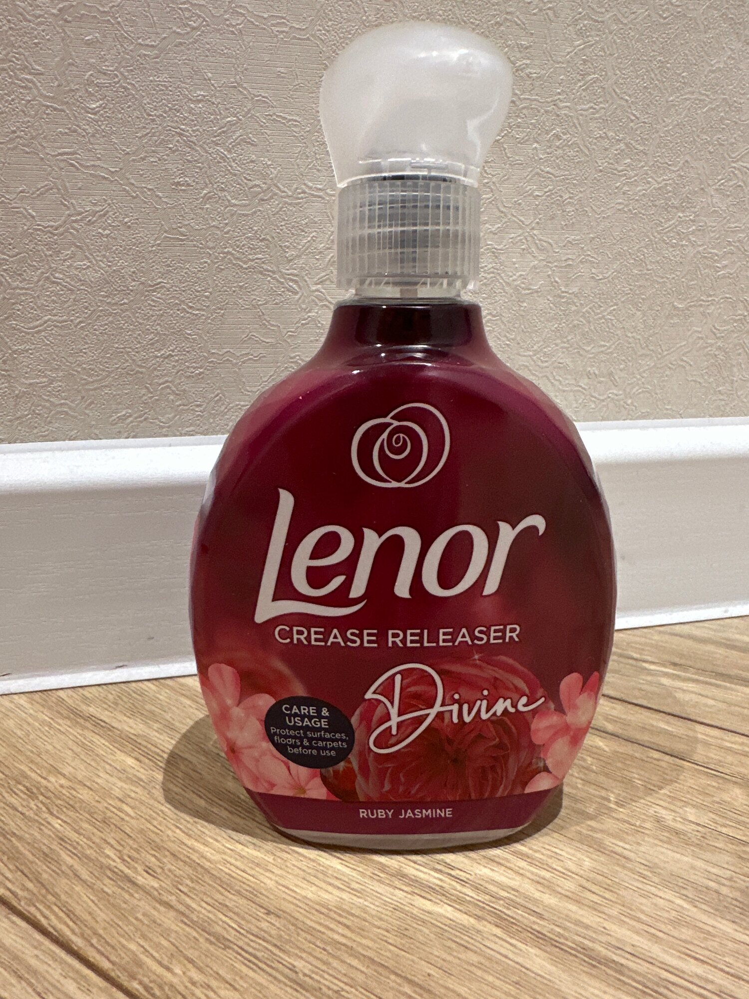 Lenor Crease Releaser 500мл для удаления складок и жидкий утюг