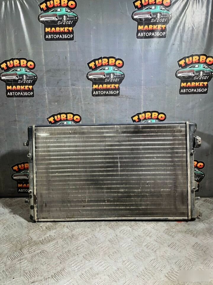 Радиатор основной Volkswagen Golf 4 1997-2006