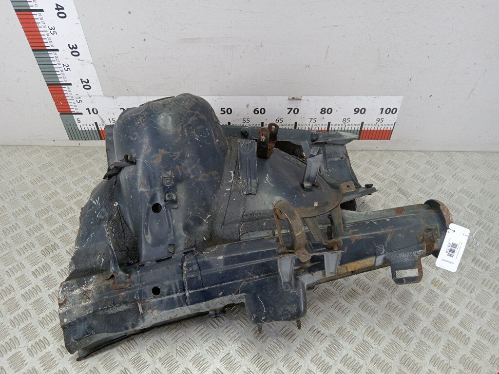 Лонжерон передний левый BMW 3-Series (E46) 41148234035 арт. 2251736