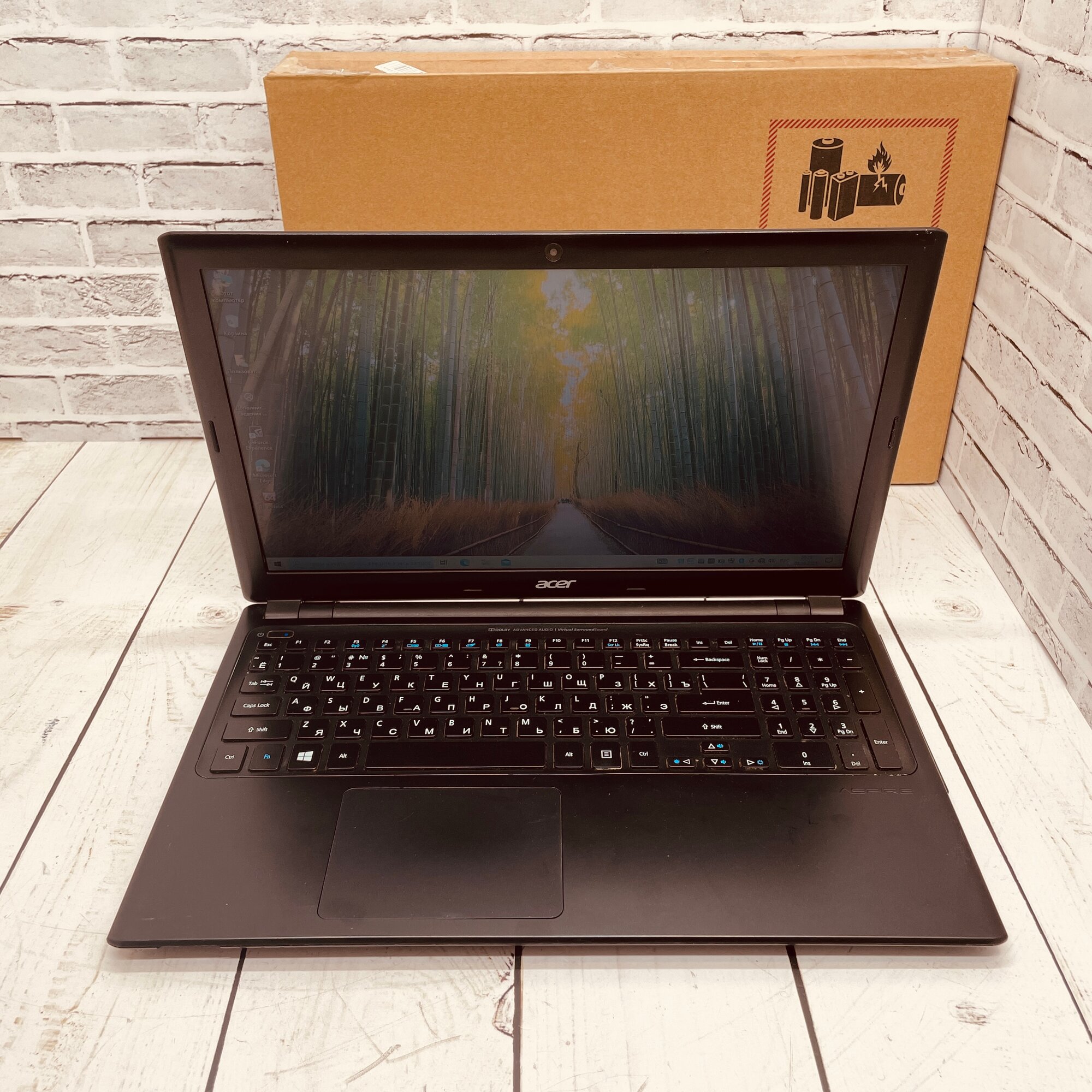 Игровой ноутбук 15,6, Acer V5-571, Intel Core i3 3217u, 4 Gb DDR3, 120 Gb SSD, GeForce GT620M