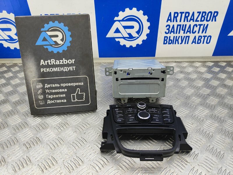 Б/У Магнитола Opel Astra J / Опель Астра J 1.3 A13DTE 95 Л.С 2011