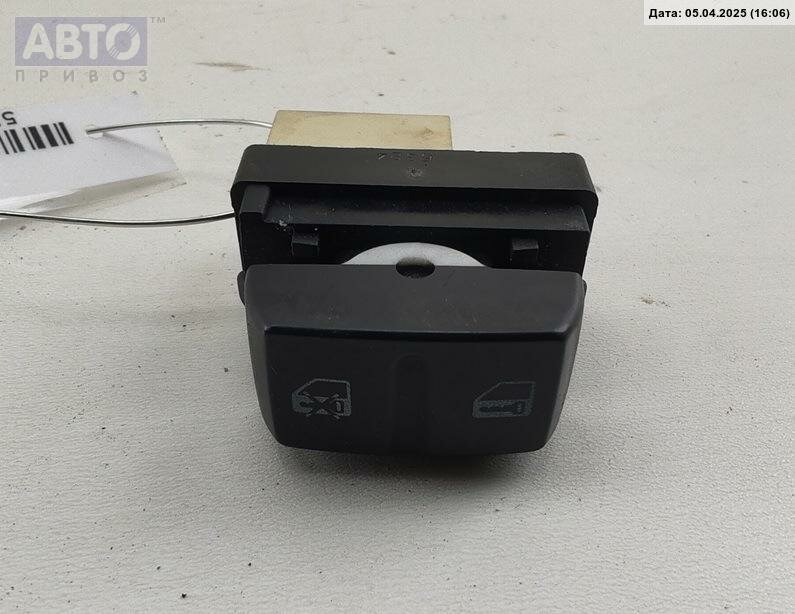 Кнопка центрального замка Chevrolet Captiva