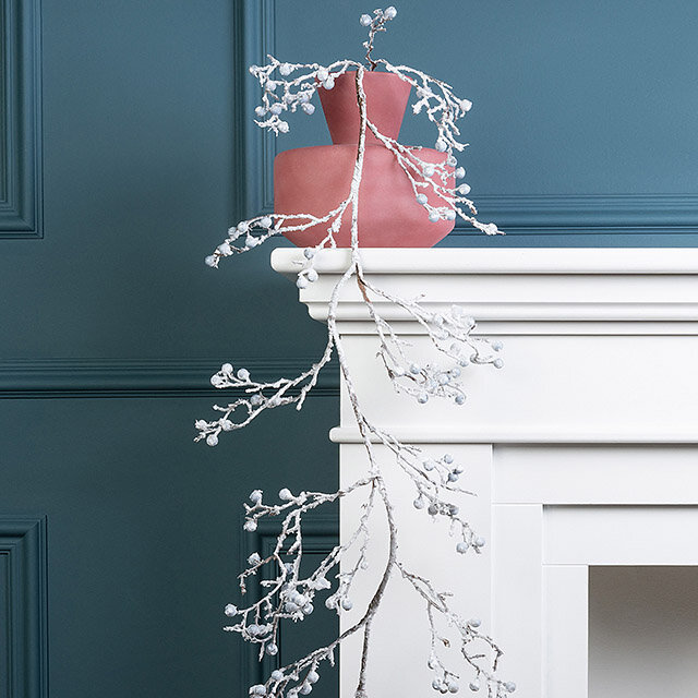 Искусственная гирлянда Снежные Ягоды 120 см, Kaemingk, 620003