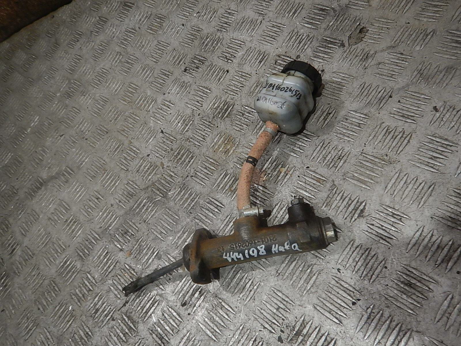 Б/У Цилиндр сцепления главный, ВАЗ (VAZ)-LADA NIVA TRAVEL (CHEVROLET NIVA) LADA NIVA TRAVEL (CHEVROLET NIVA) Без видимых...