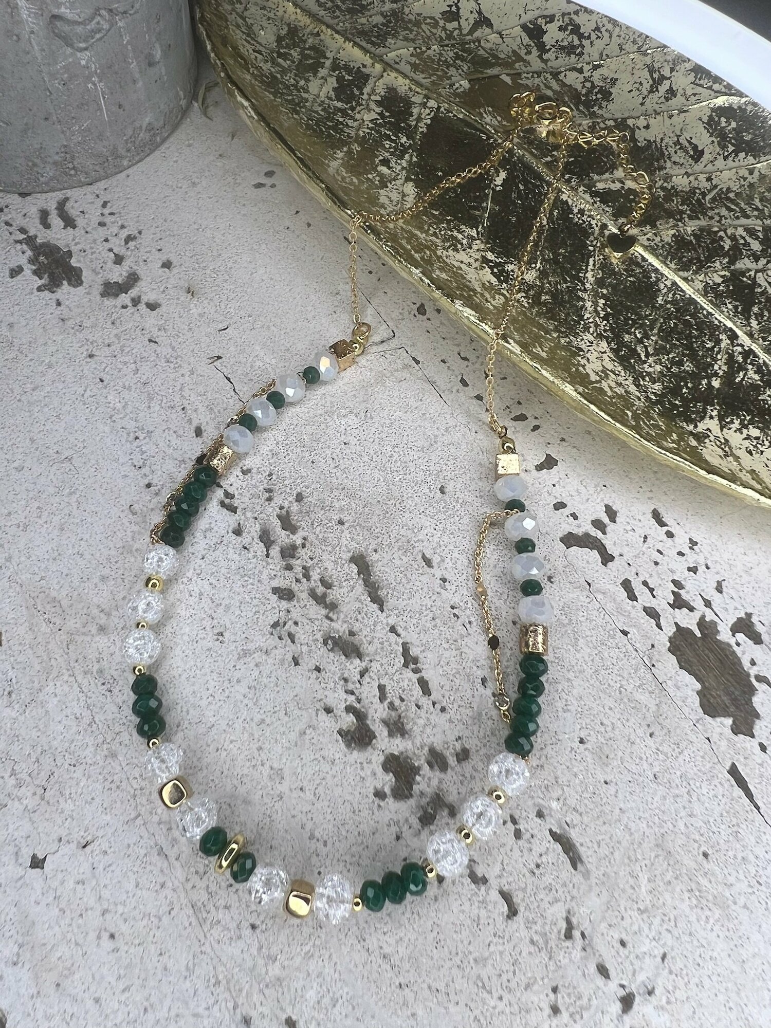 Колье, агат, кварц, вулканическая лава