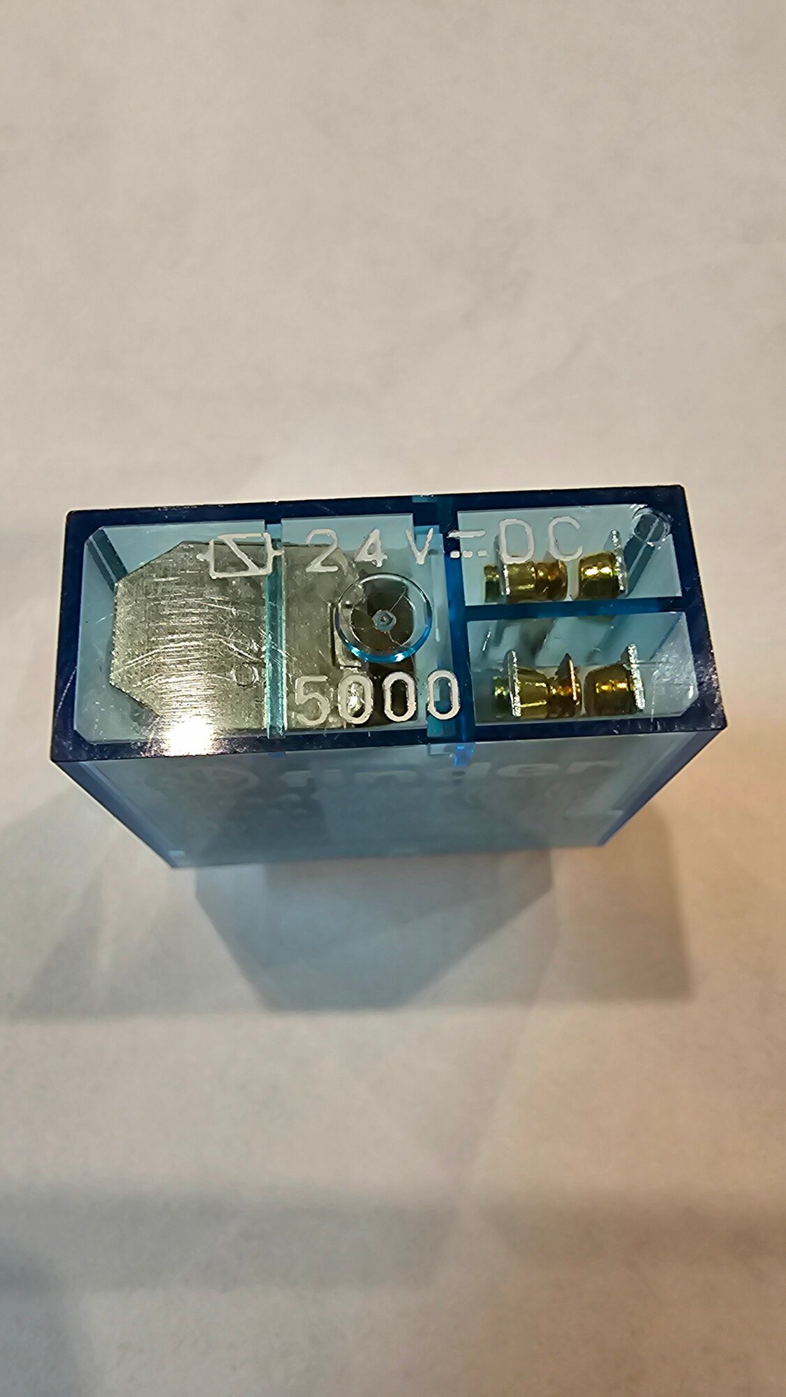 40.52.7.024.5000, Реле: электромагнитное, DPDT, Uобмотки: 24ВDC, 8A/250ВAC, 8A/30ВDC