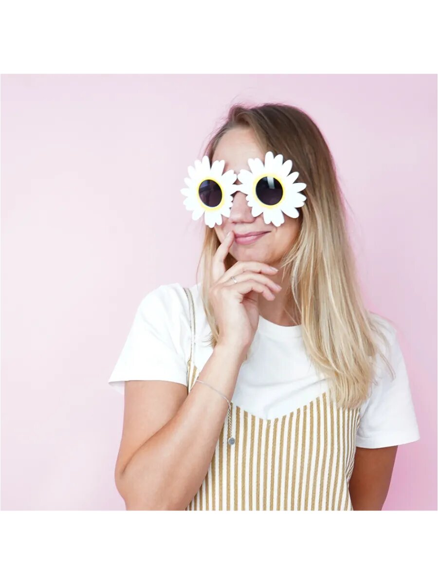 Карнавальные очки "Ромашки" / 20*11 см / веселый праздник