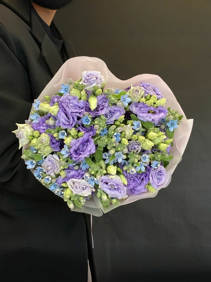 Эустомы (оксипеталум 19 шт, эустома 10 шт.), высота букета 50 см