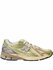 Кроссовки New Balance 1906R, размер 8,5 US, светло-желтый