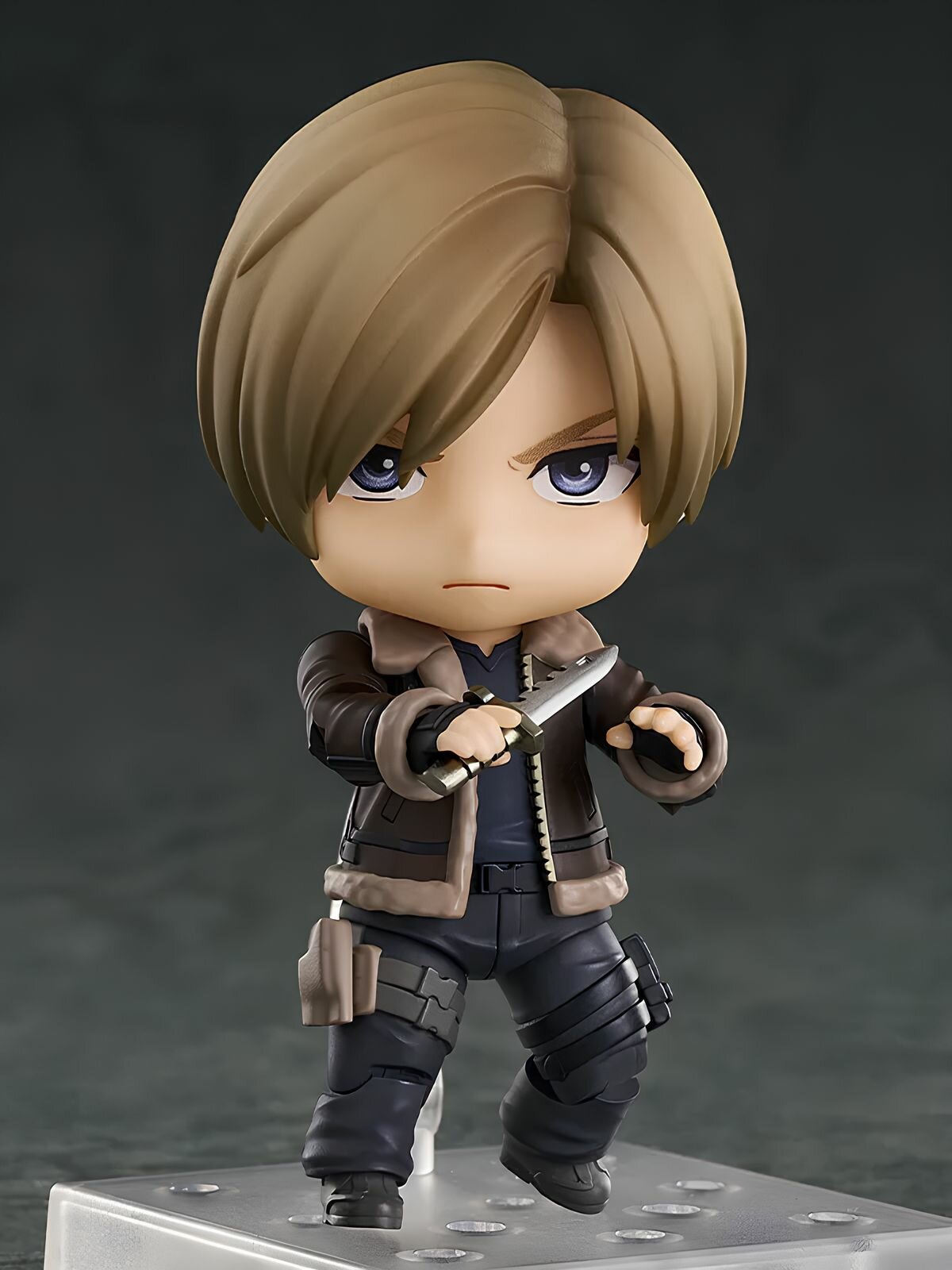 Фигурка Резидент Леон Скотт Кеннеди / Обитель зла / Resident Evil Leon S. Kennedy (10см) 2337