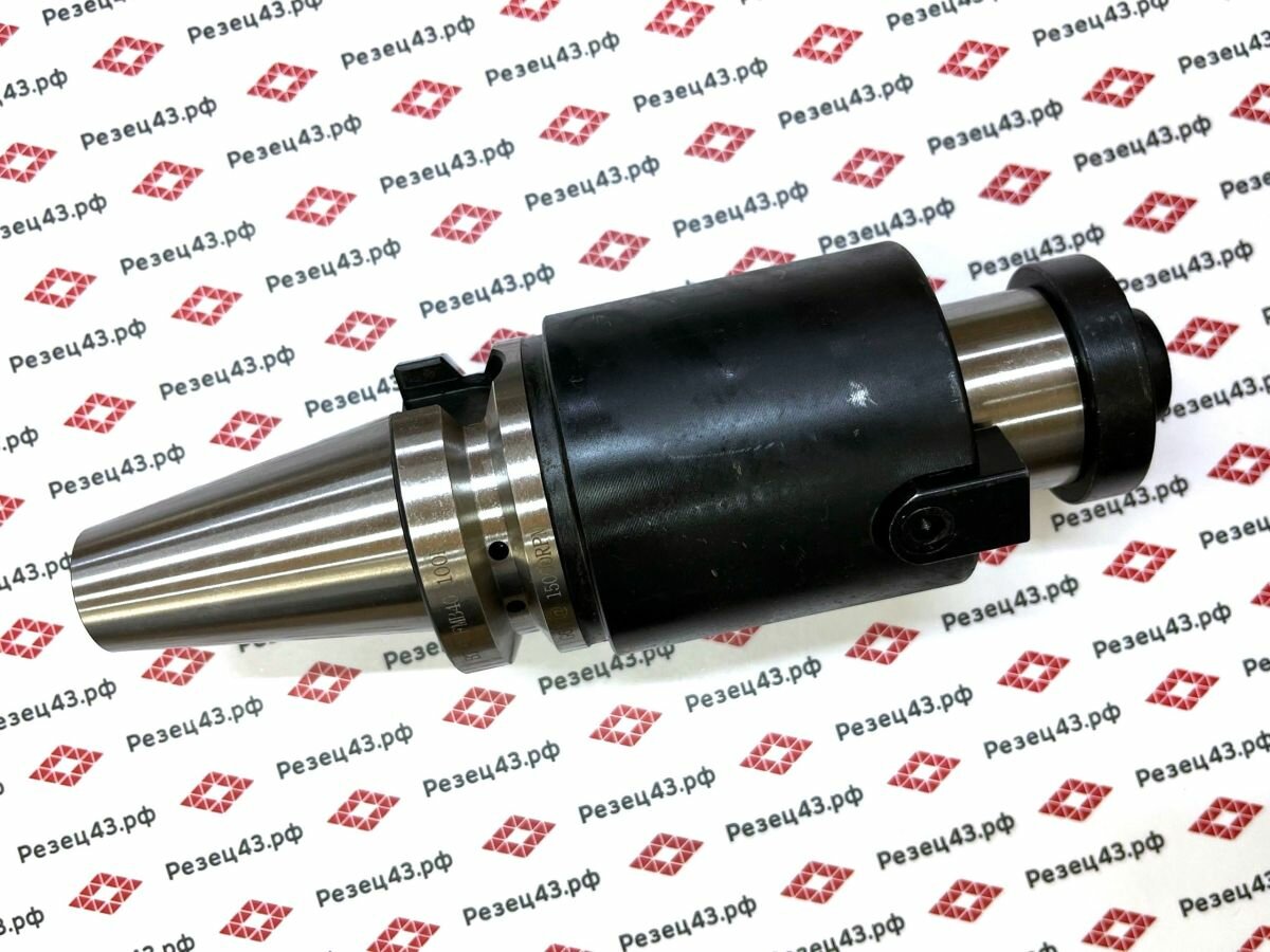 Оправка BT40 (ISO40, 7:24) под насадные фрезы с посадкой 40 мм, вылет 100 мм BT40-FMB40-100 (П2)