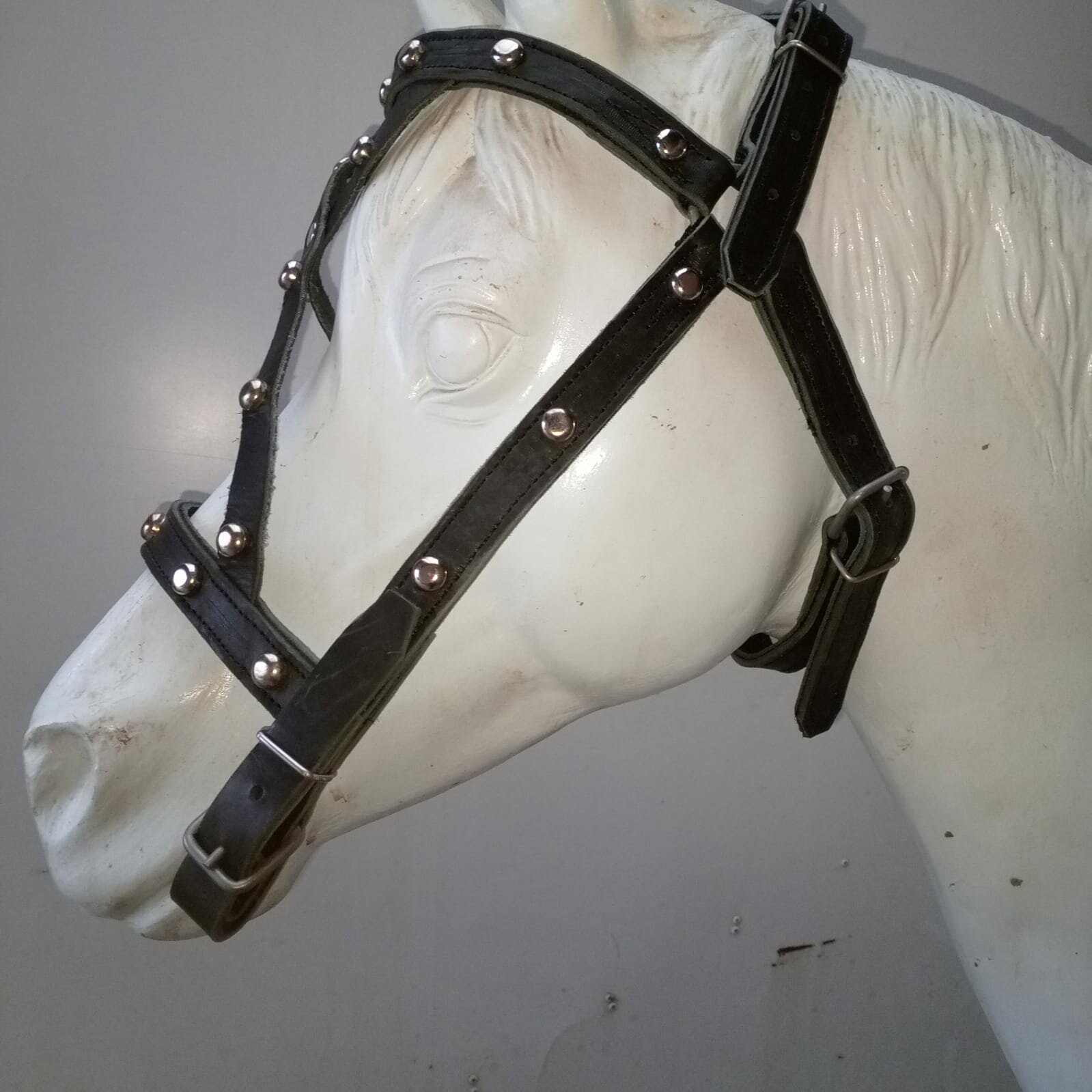 Уздечка кожаная для лошади