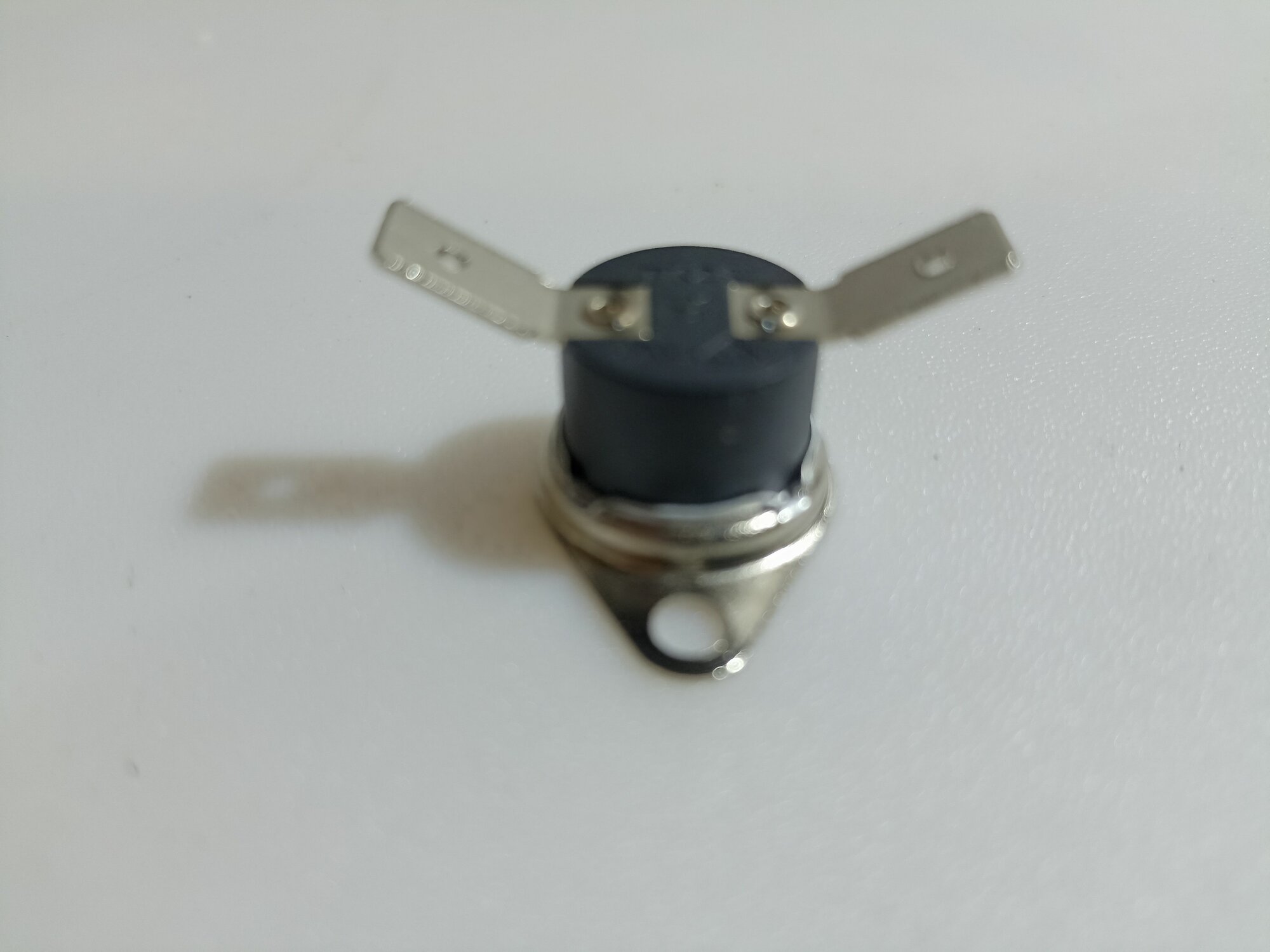 Датчик температуры 145 градусов, для газовой плиты Gefest ПГЭ5102-01 0197