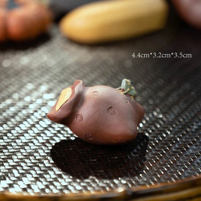 Игрушки для чаепития, креативные фигурки лягушек из фиолетовой глины, раскрашенные аэрозольной краской, тыквы, скульптуры фруктов из фиолетовой глины, чайные сервизы в стиле кунг-фу, украшения и изделия ручной работы для чайной церемонии.