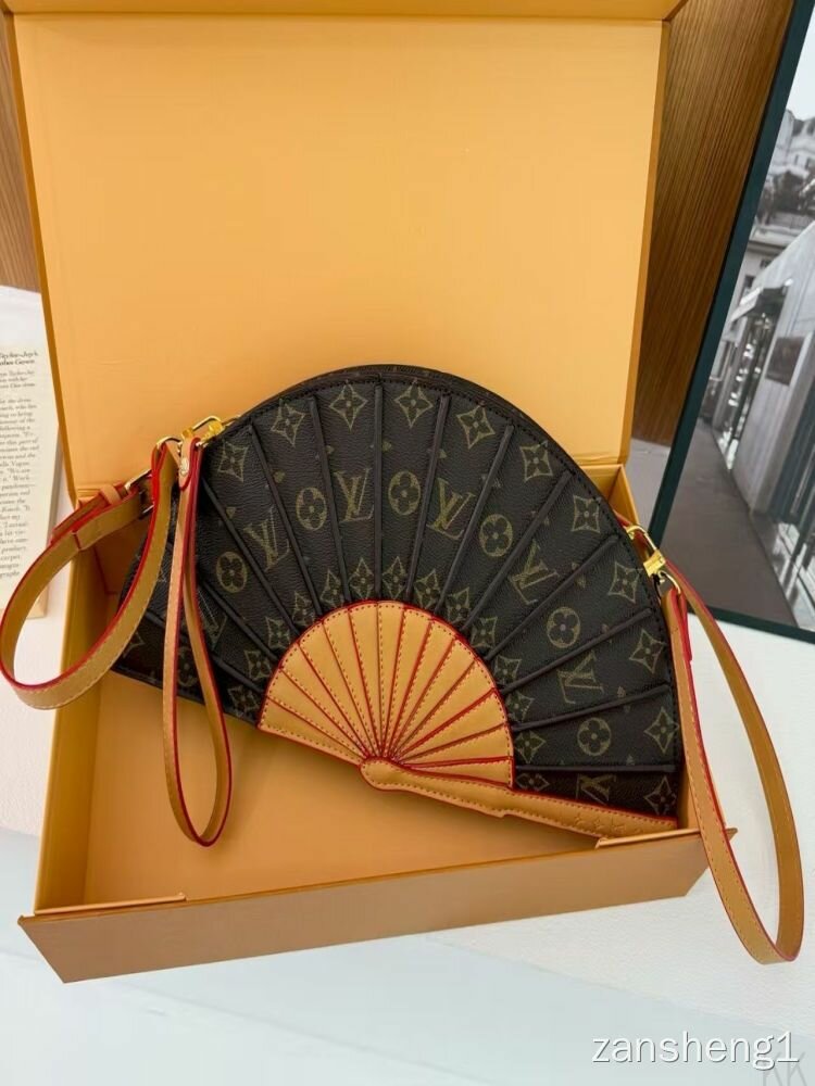 Сумка Louis Vuitton фейерверк, принт Monogram, с ремнем для повседневного использования