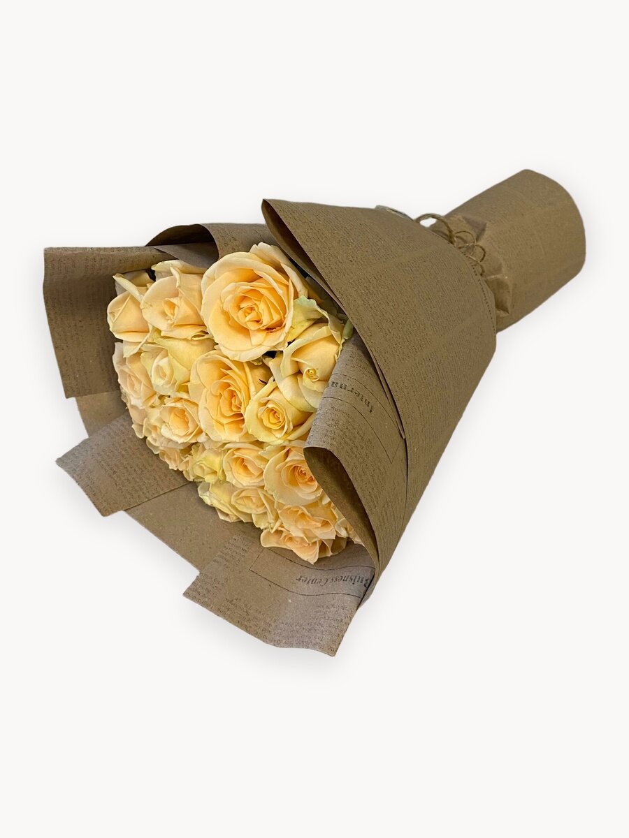 Живые цветы букет роз 21 шт. 40 см. кремовый "Счастье в простом"
