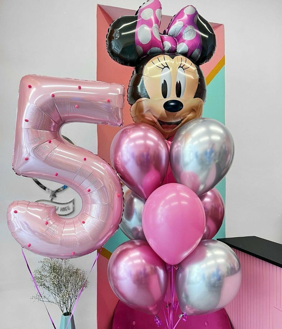 Минни Маус из шариков с цветочком