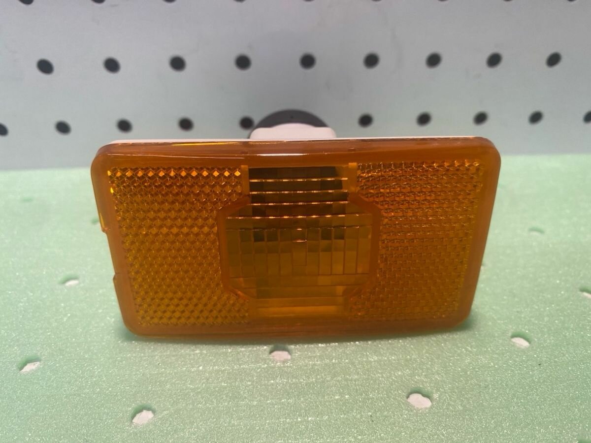 Фонарь габаритный оранжевыйScania 2/3-Series