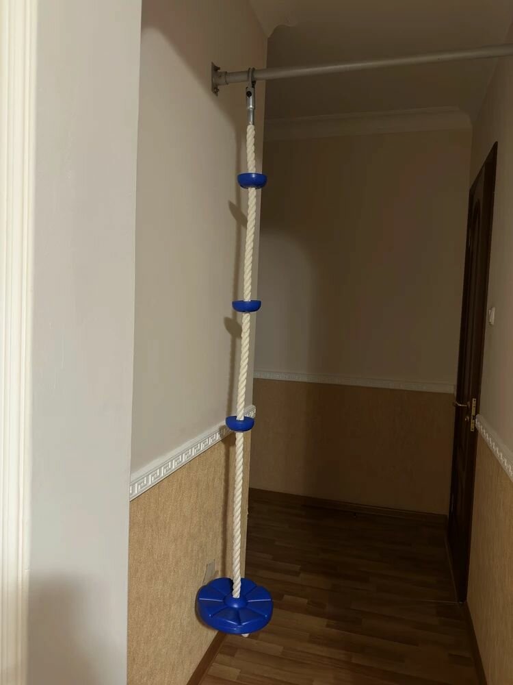 Канат с упорами и тарзанкой