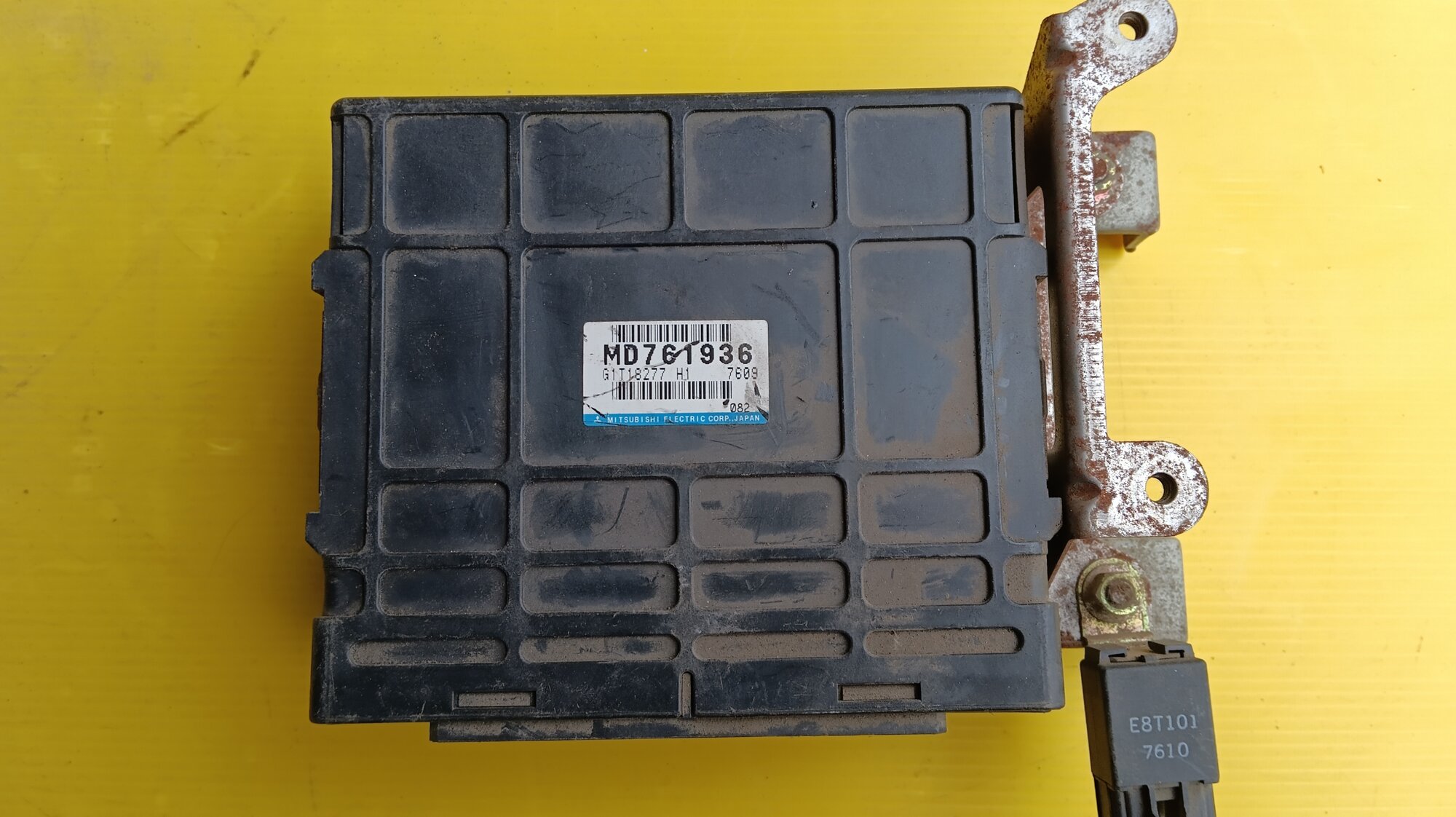 Mitsubishi Galant EA Блок управления АКПП