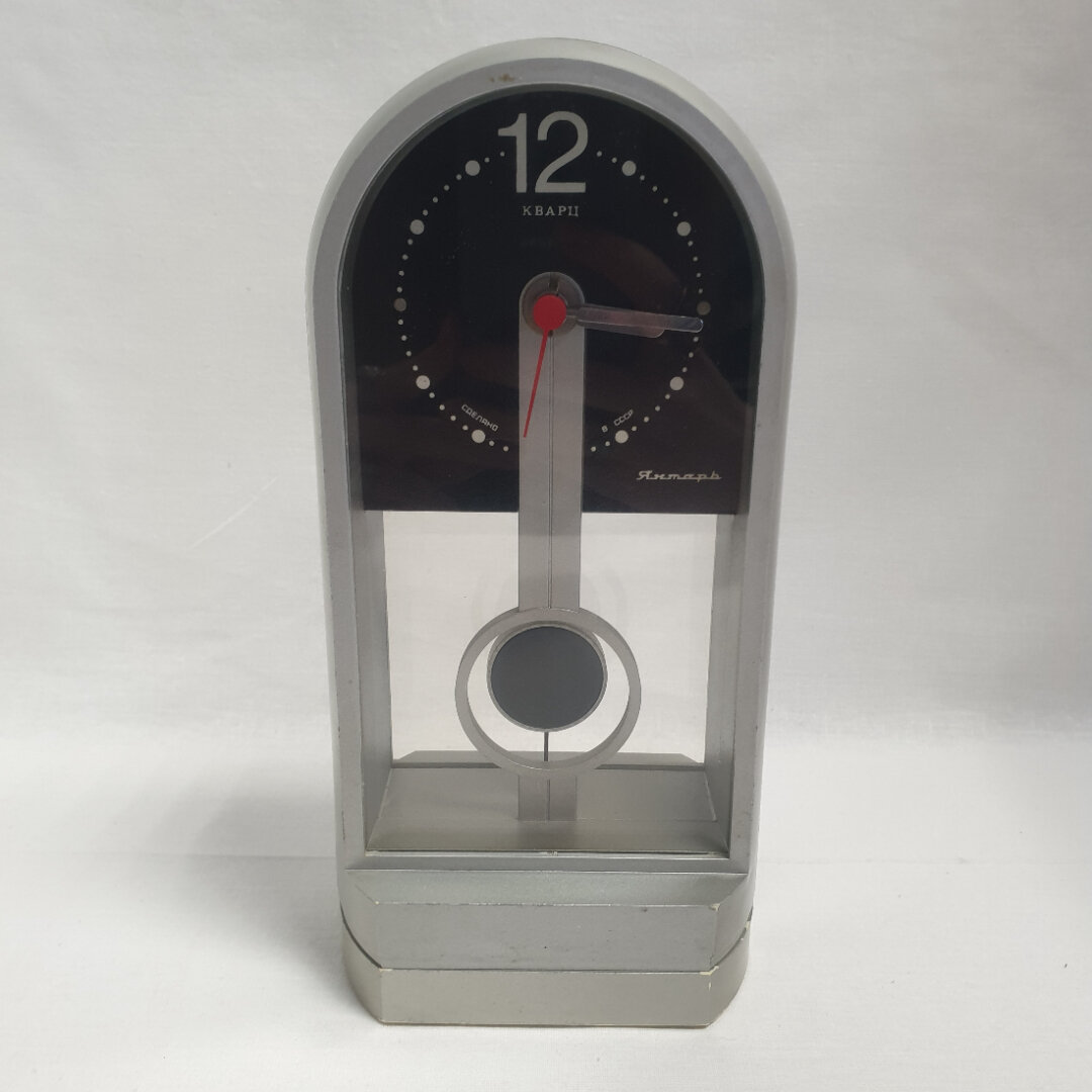 Часы настольные "Янтарь", кварцевые, рабочие, пластик. Винтаж, СССР.
