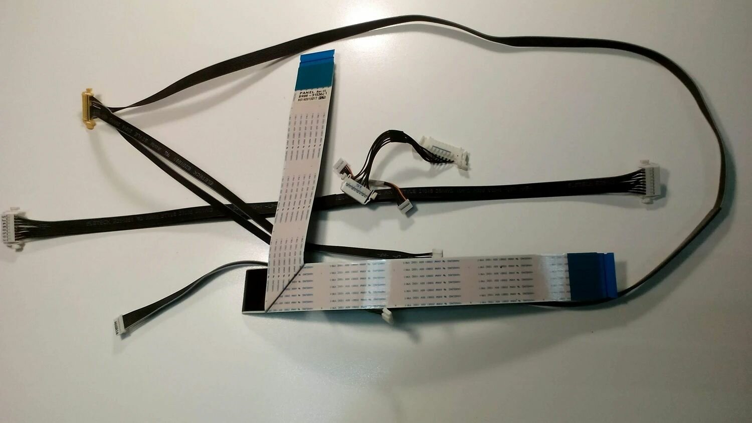 LVDS BN96-31530J HS140919D17 Hansung AWM 20861 60V 105C VW-1 + Комплект межплатных шлейфов и кабелей для Ue48H6230Ak Ts01 Lcd Телевизор Samsung Шлейф арт. 7665