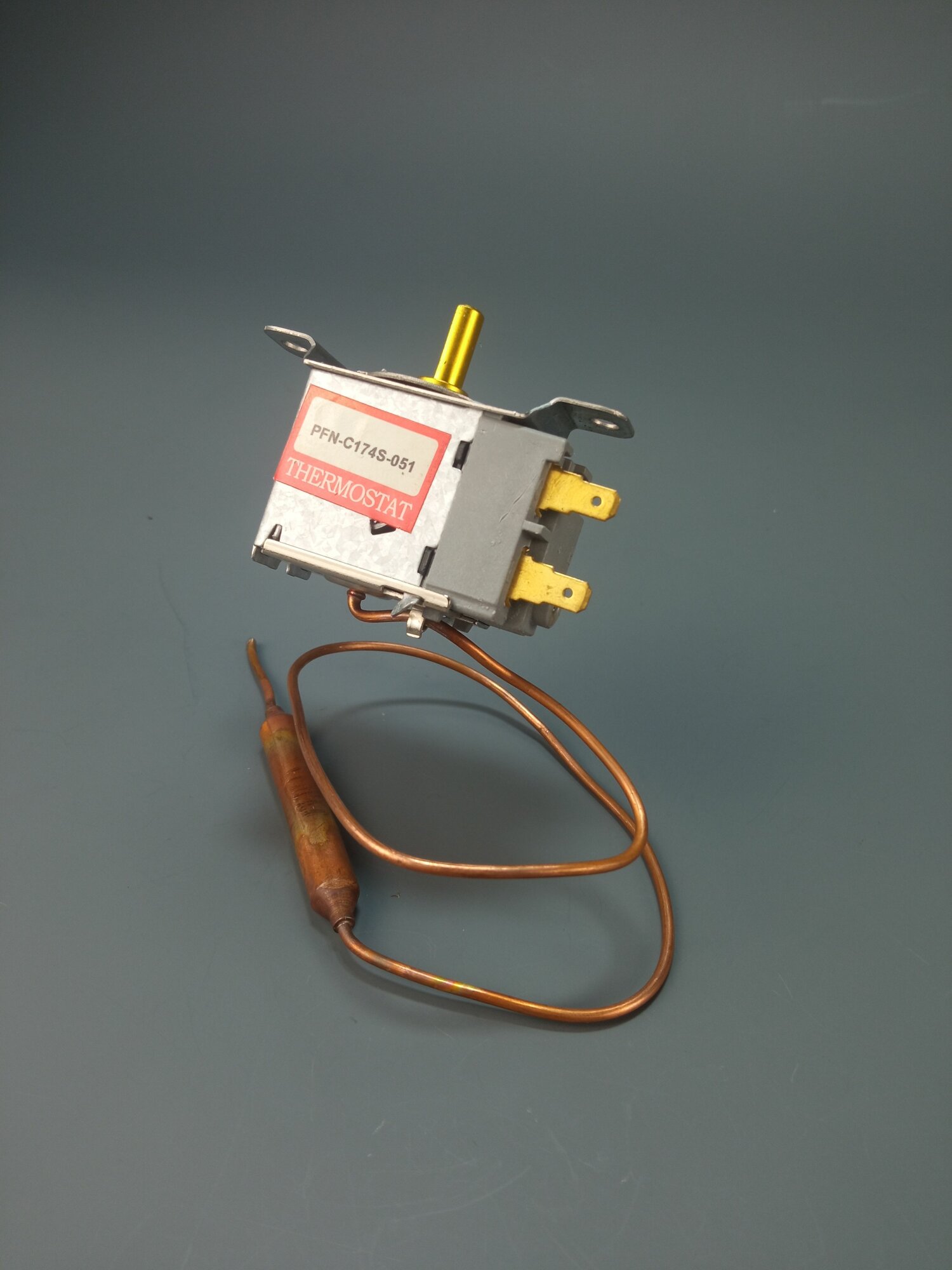 Терморегулятор для холодильника PFN-C174S-051 L-400 мм