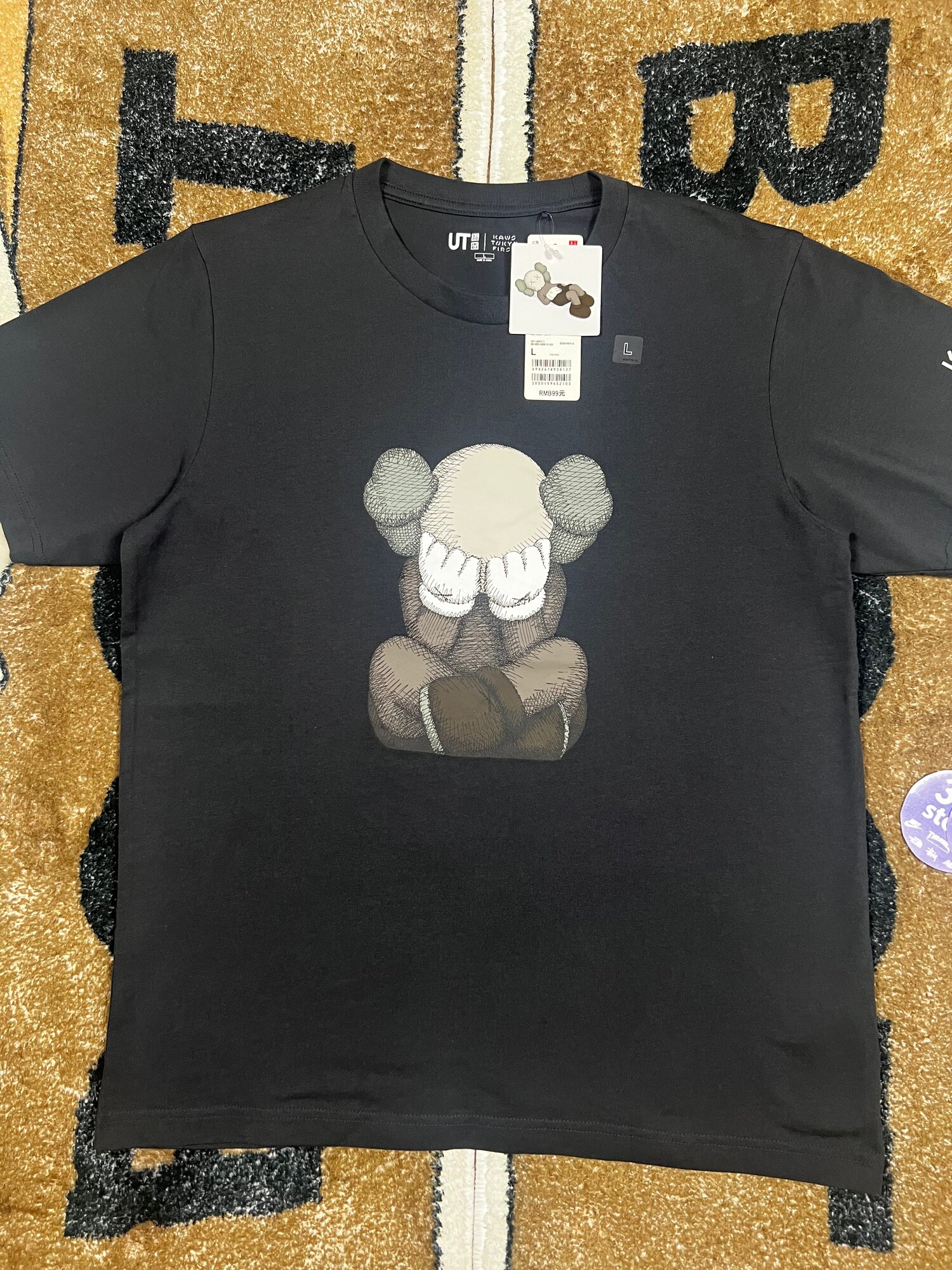 Футболка KAWS х UNIQLО TОКYO ТЕЕ CRY BLACK