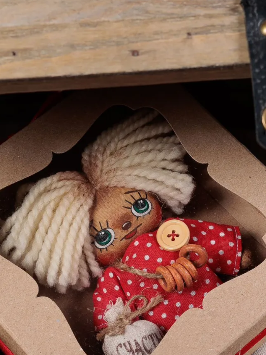 Игрушка-подвеска интерьерная "Добрый домовенок", ручная работа