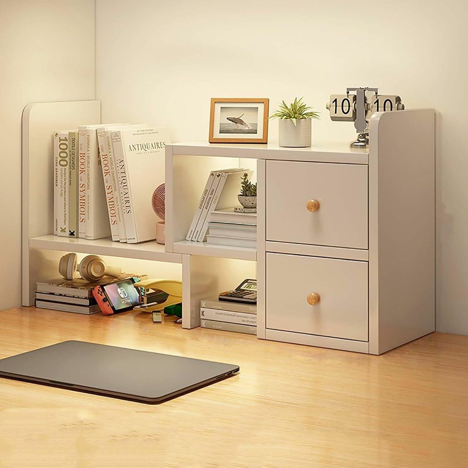 Многослойный простой книжный шкаф