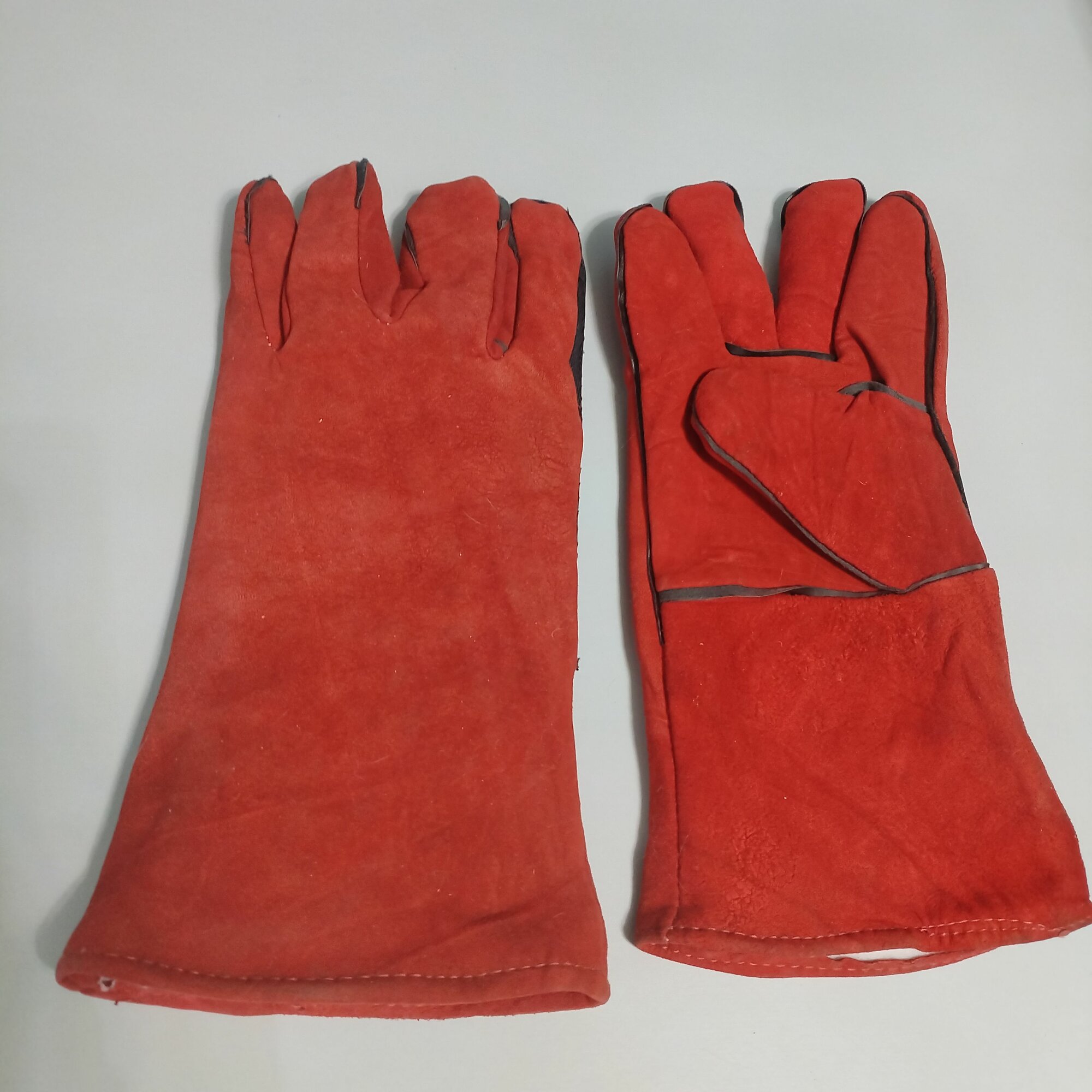 Краги сварочные спилковые красные (Цена с НДС)