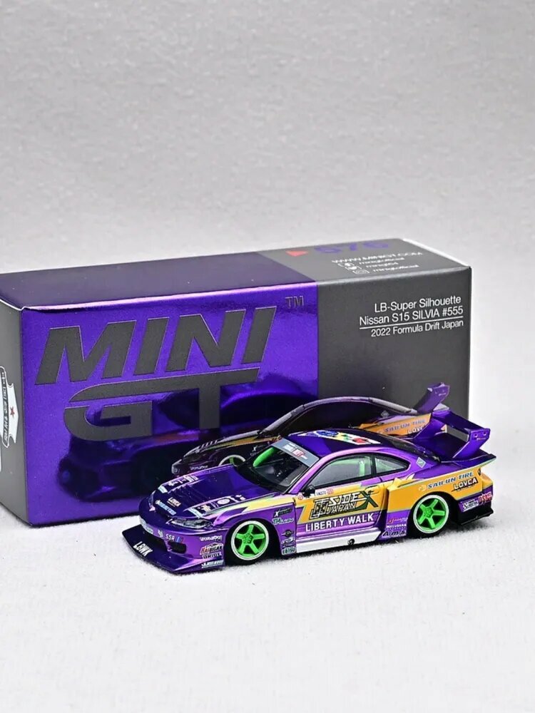 Модель коллекционная Mini GT 1:64 LB-Super Silhouette S15 SILVIA #555 2022 Formula Drift Japan