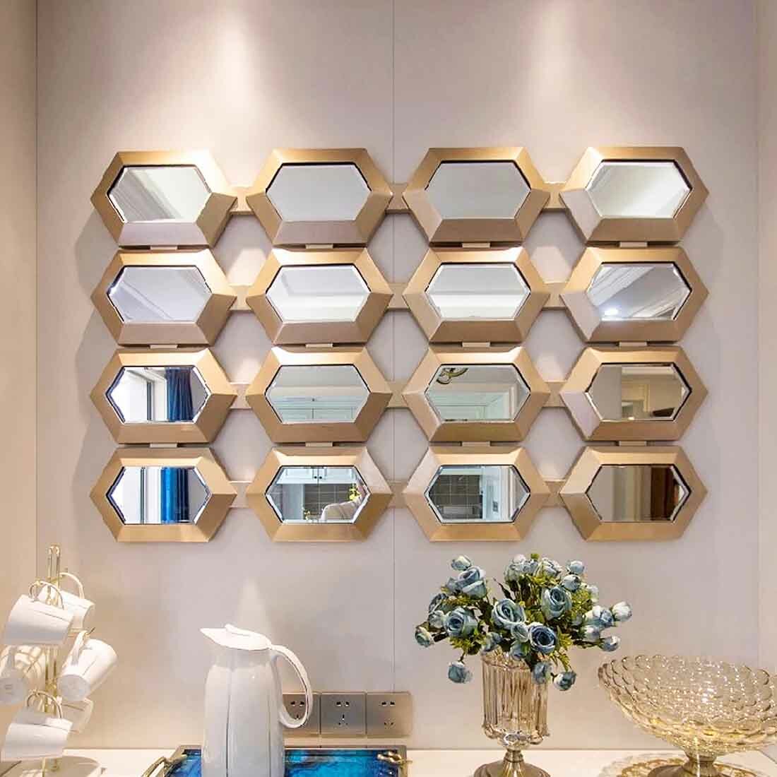 Декоративное настенное зеркало Lionel, золотистая рама, 75 x 115 см