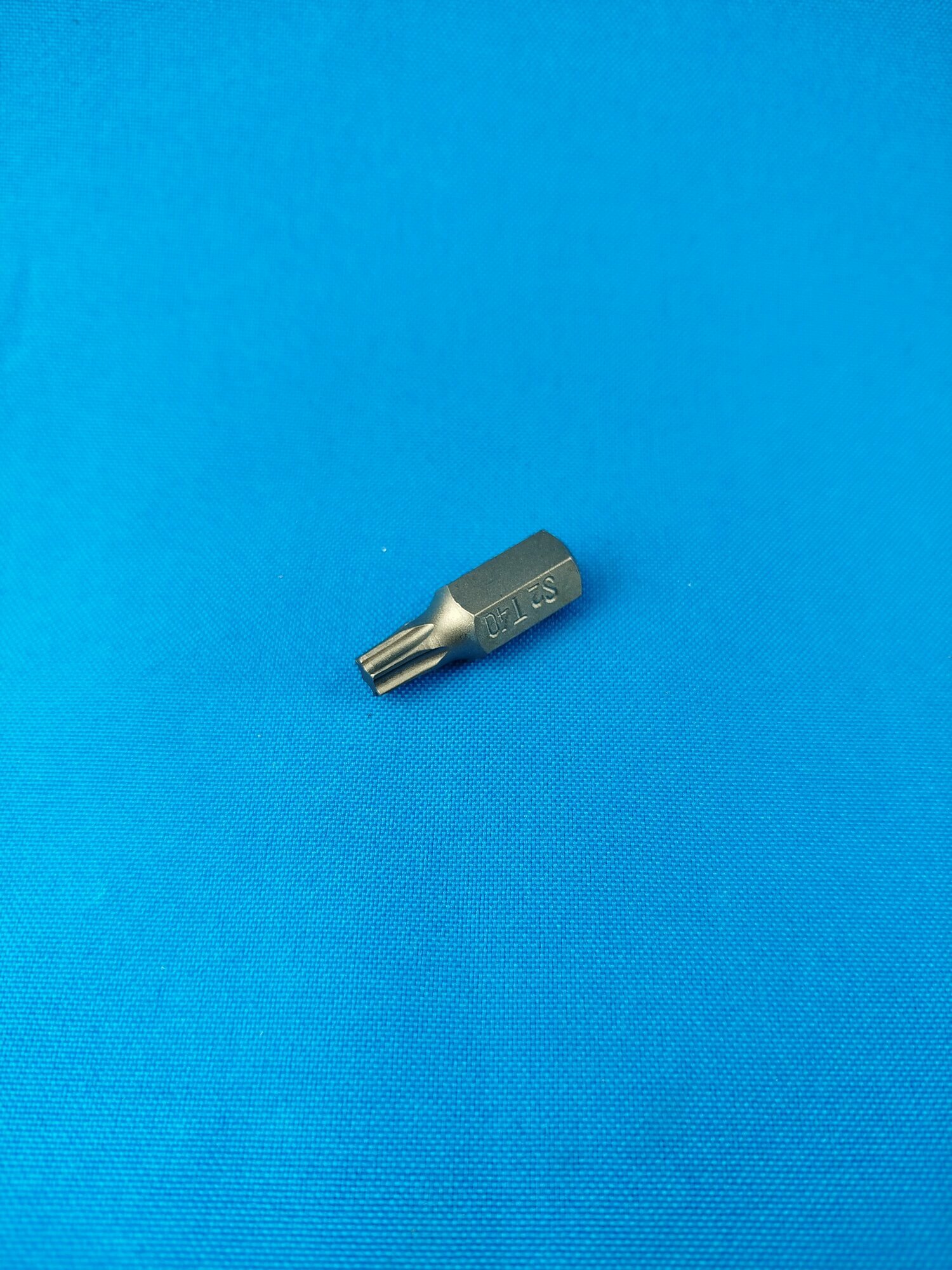 Бита-вставка "AIRLINE" TORX T40H, 3/8" 30мм звезда
