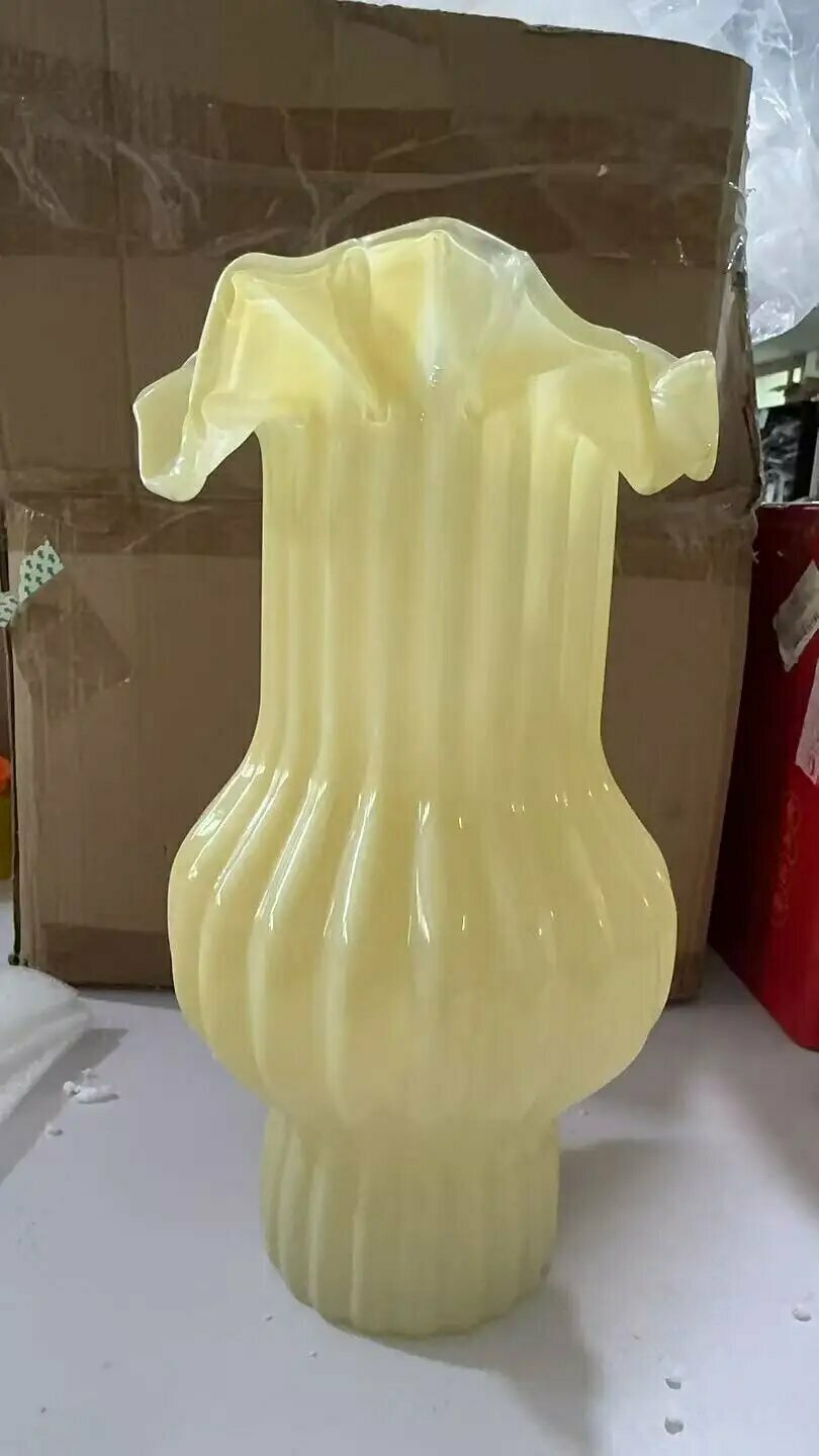 Ваза "Французская средневековая", стекло, в стиле плиссе, прозрачная