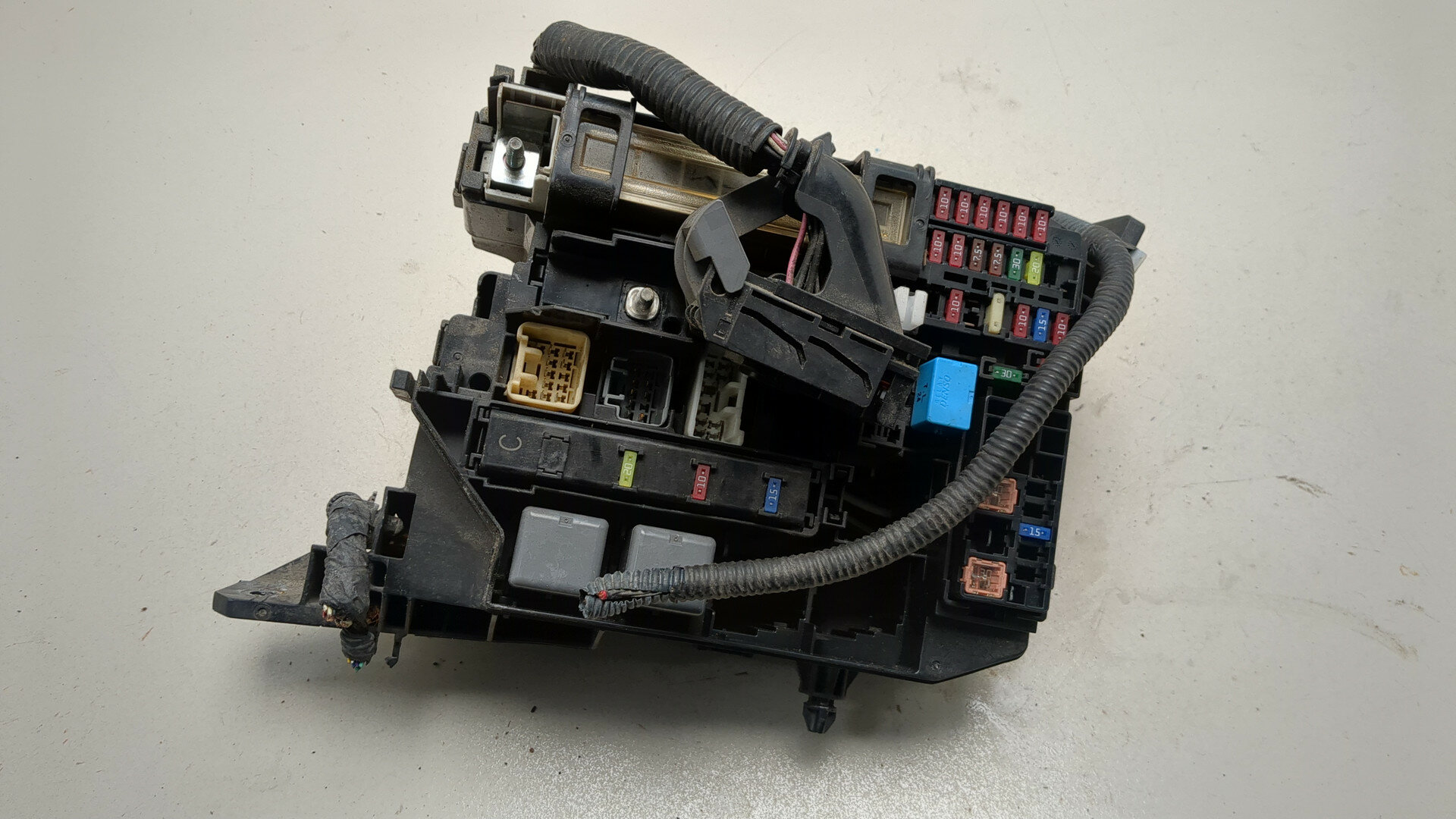 Блок предохранителей Toyota Corolla E15 Б/У