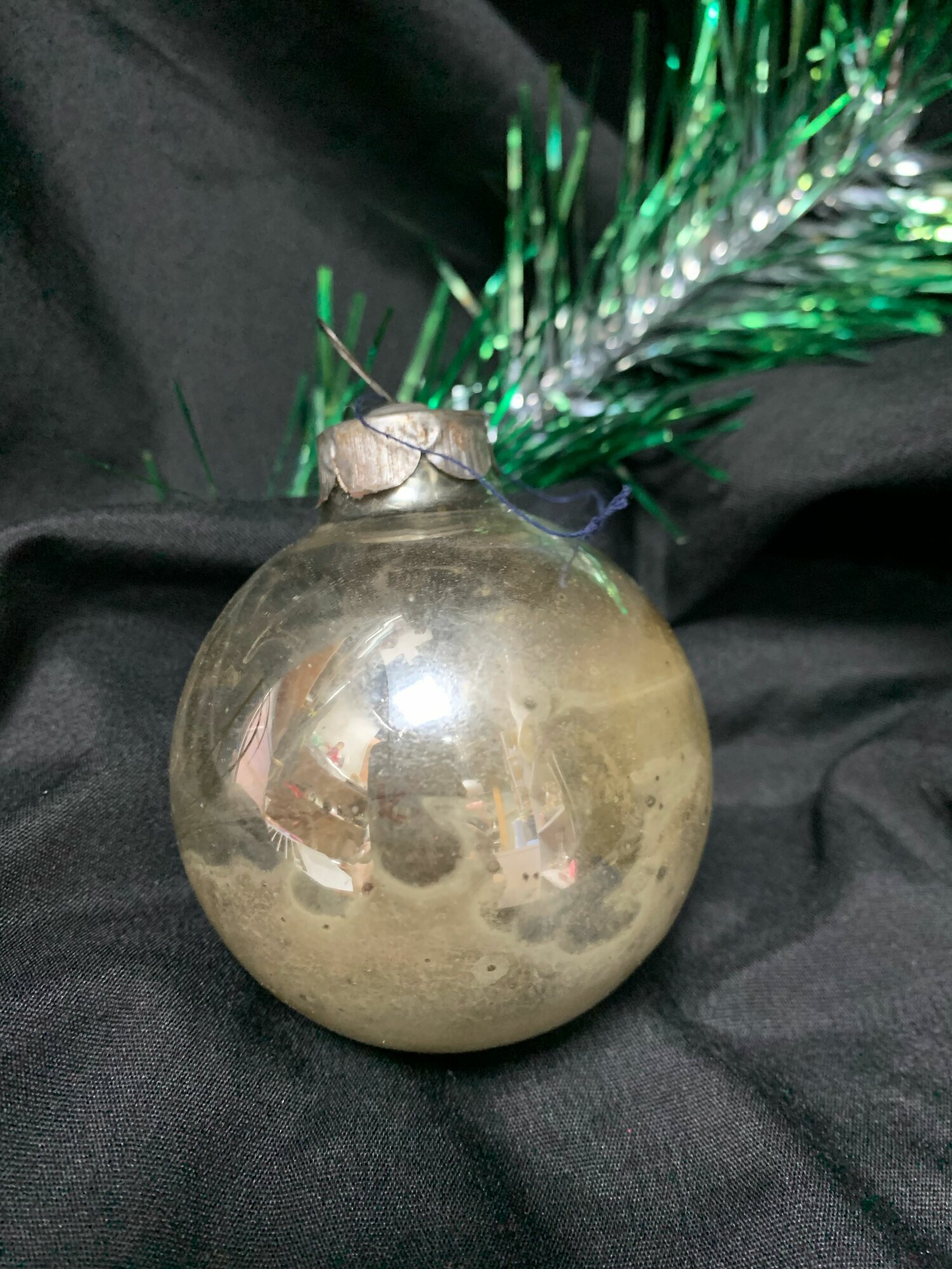 Елочная игрушка Шар (золотистый, для уличной елки)