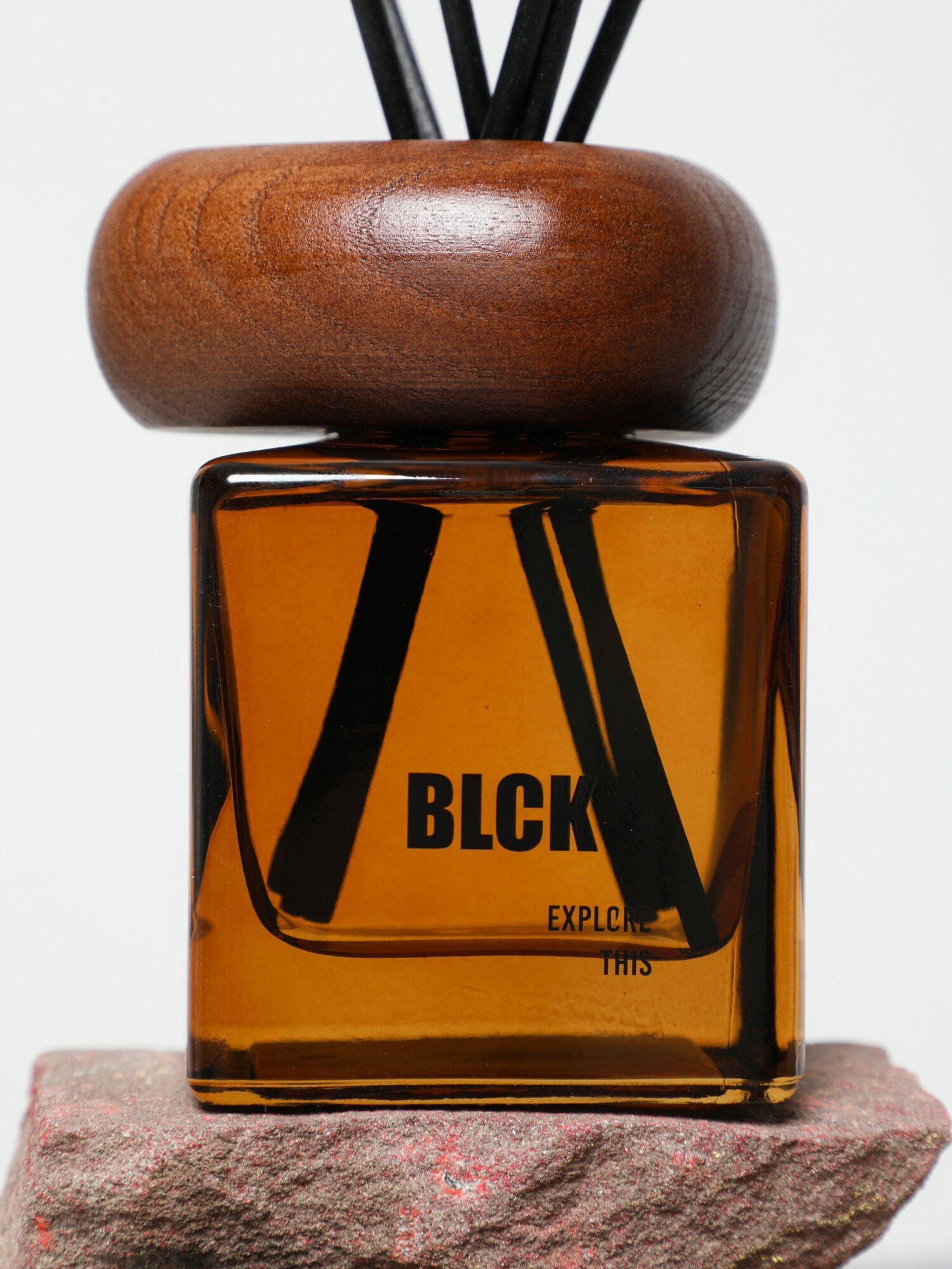 Диффузор для дома ароматический YANKY - Sun Musk, с палочками, 100 мл.