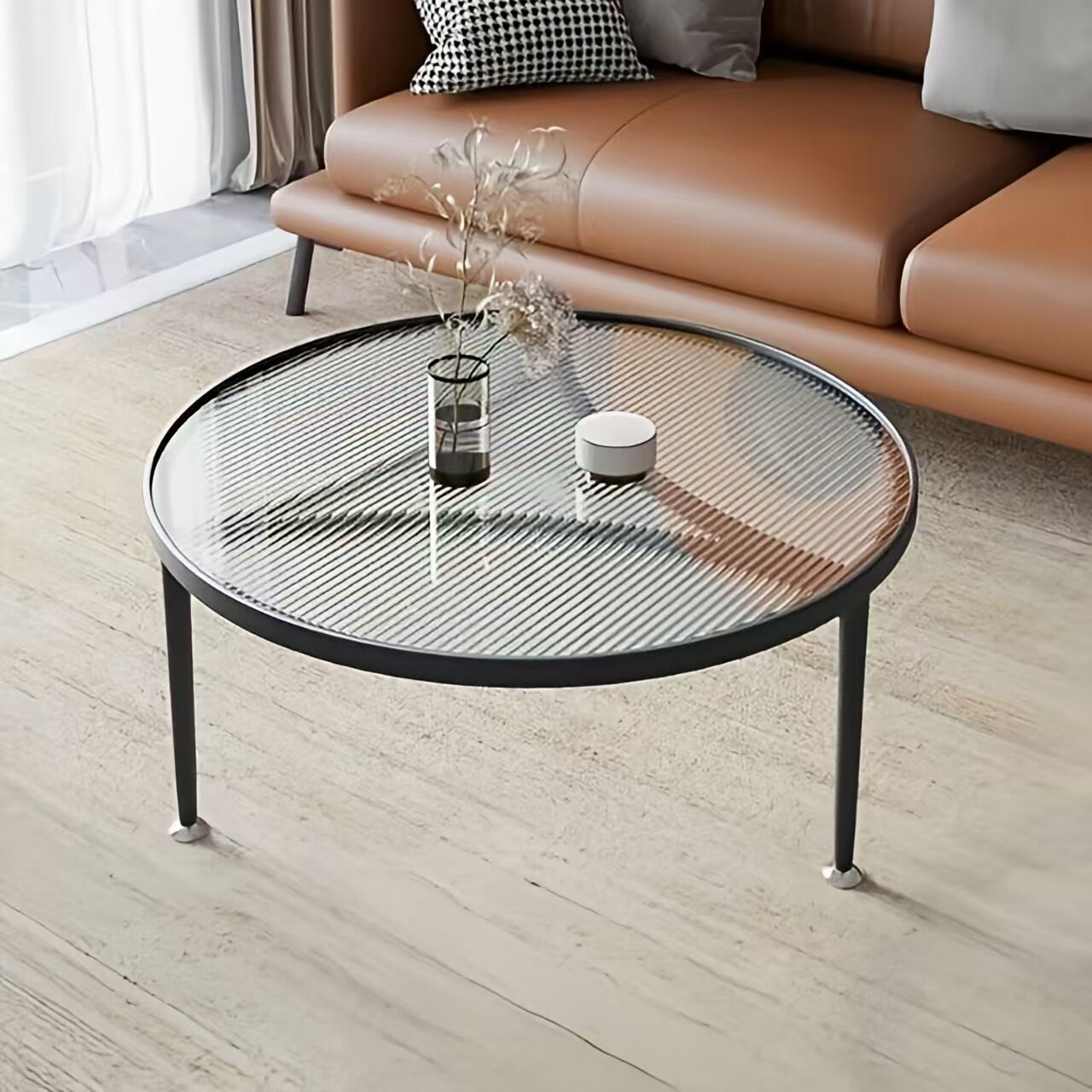 Журнальный столик "Modern Edge", стекло, металл, минимализм, цвет черный, 60 см x 60см x 45см