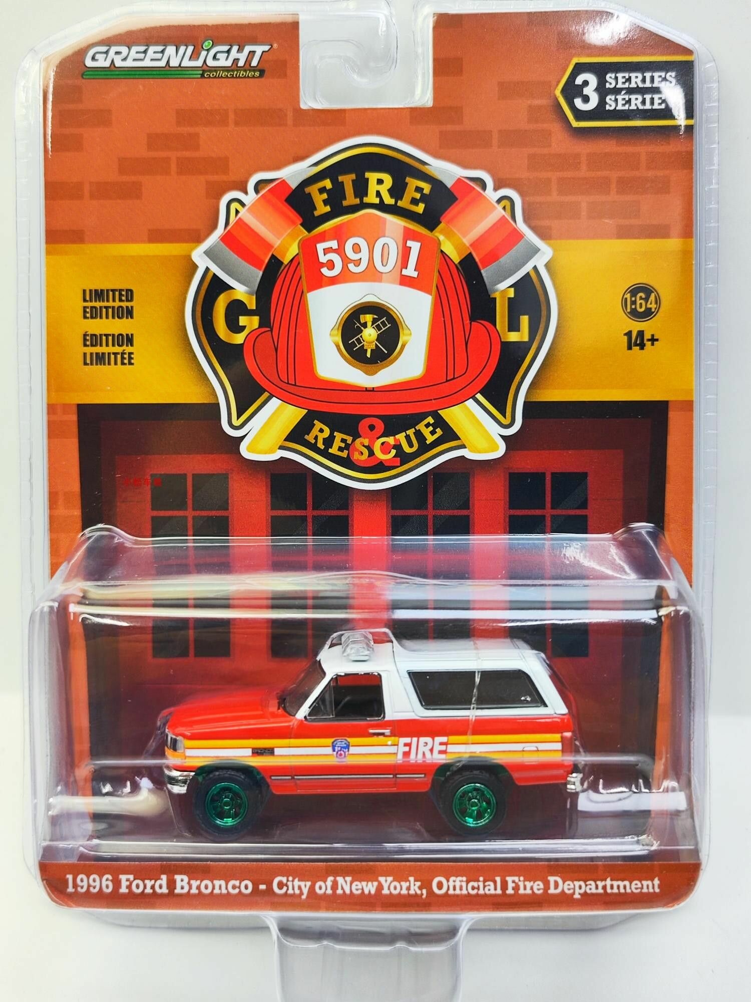 Машинка GreenLight 1/64 1996 Ford Bronco FDNY Green machine Special Die-cast Alloy Car Model Collection Toy Gift